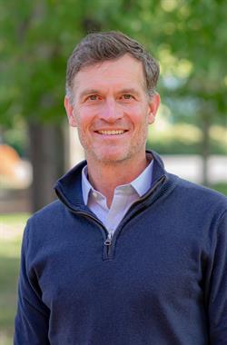 Team : CenterBook Partners