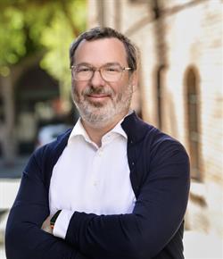 Team : CenterBook Partners